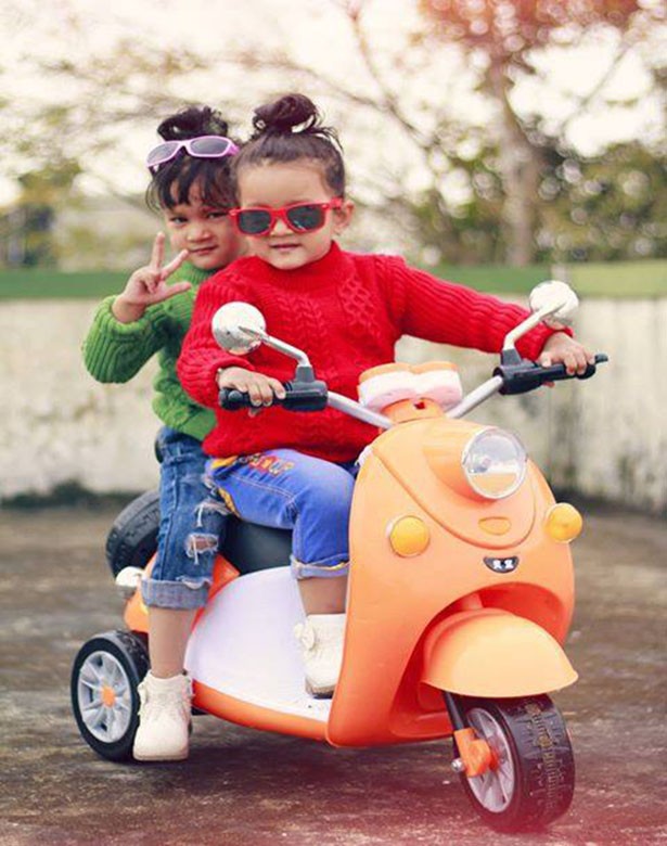 Buy Vespa Scooter Kids Ride Online In Nepal- Babyshop